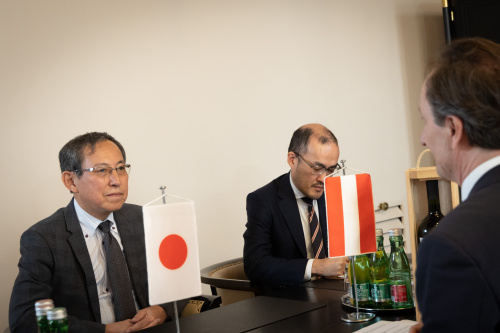 Besuch des japanischen Botschafters Ryuta Mizuuchi | Parlament Österreich