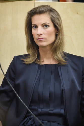 Bildergalerie von Dr. Valerie Hackl | Parlament Österreich