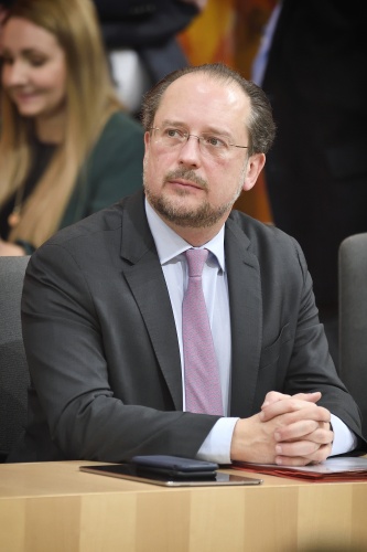 Bildergalerie von Mag. Alexander Schallenberg, LL.M. | Parlament Österreich
